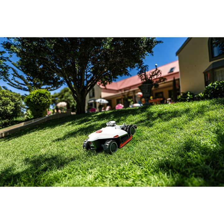 ROBOTGRESSKLIPPER MAMMOTION LUBA 2 AWD 3000X 3000M | BAUHAUS