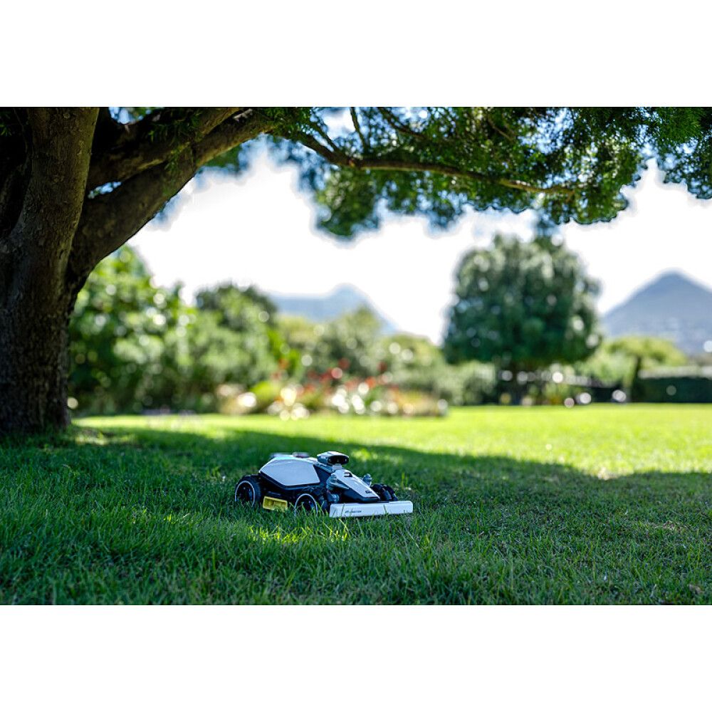 ROBOTGRESSKLIPPER MAMMOTION LUBA MINI AWD 1500M² | BAUHAUS