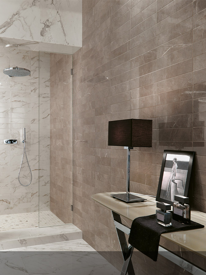 Kle gulv og vegger med fliser